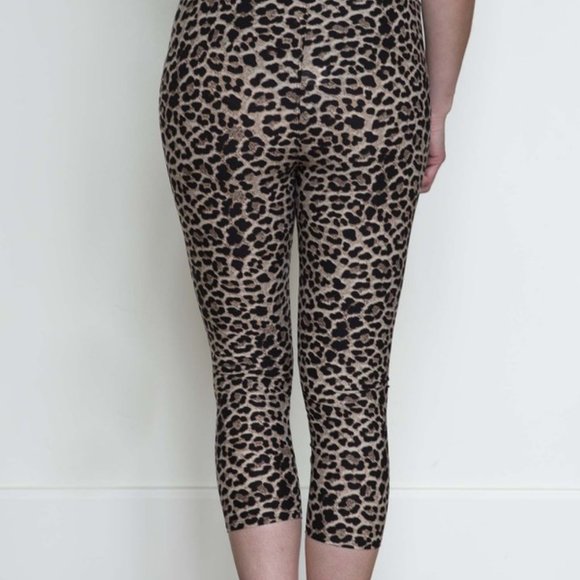 Boutique Only | Pants & Jumpsuits | Tan And Black Leopard Print Capri ...